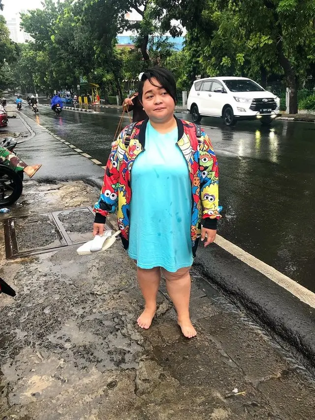 Sinyorita Esperanza Positif Covid-19 - ShowBiz Liputan6.com