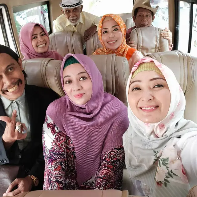 Ingat Tante Pressier di Sinetron Keluarga Cemara? Ini 6 Potret Terbaru Wina Zulfiana - Hot ...