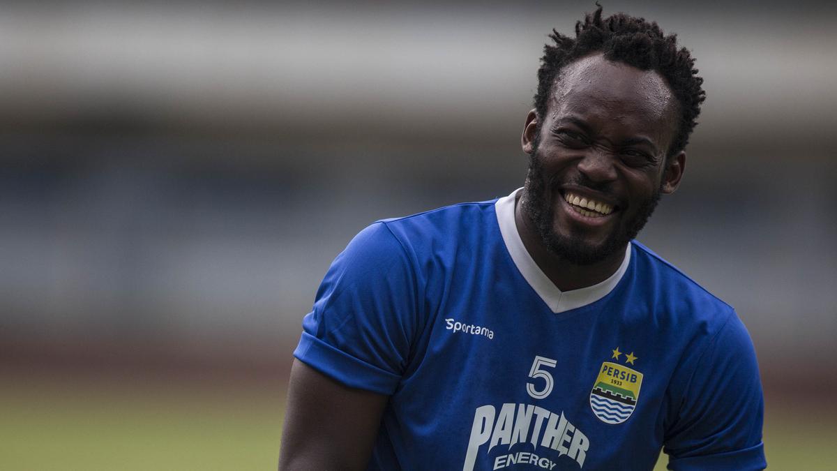 Michael Essien Segera Gabung Persib Lagi