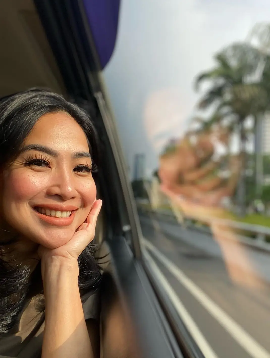 Potret Awet Muda Feni Rose, Pesonanya Tak Memudar di Usia Nyaris Kepala Lima - Foto Liputan6.com