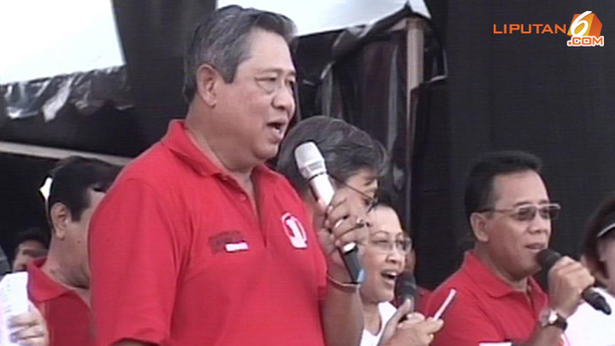 SBY Nyanyikan Lagu Ciptaannya di Acara Lomba Lari