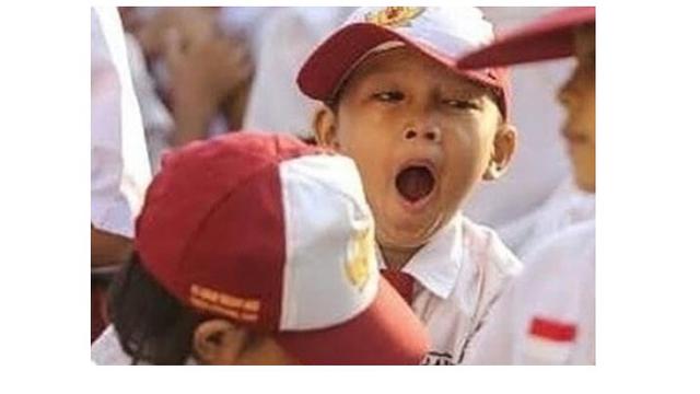 6 Pose Anak Sekolah Lagi Menguap Ini Bikin Auto Ngantuk - Hot Liputan6.com