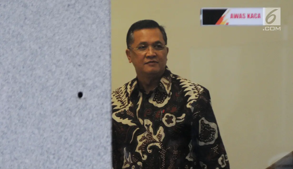 FOTO: Kasus PLTU Riau-1, KPK Periksa Petinggi PLN Dedeng Hidayat - Foto Liputan6.com