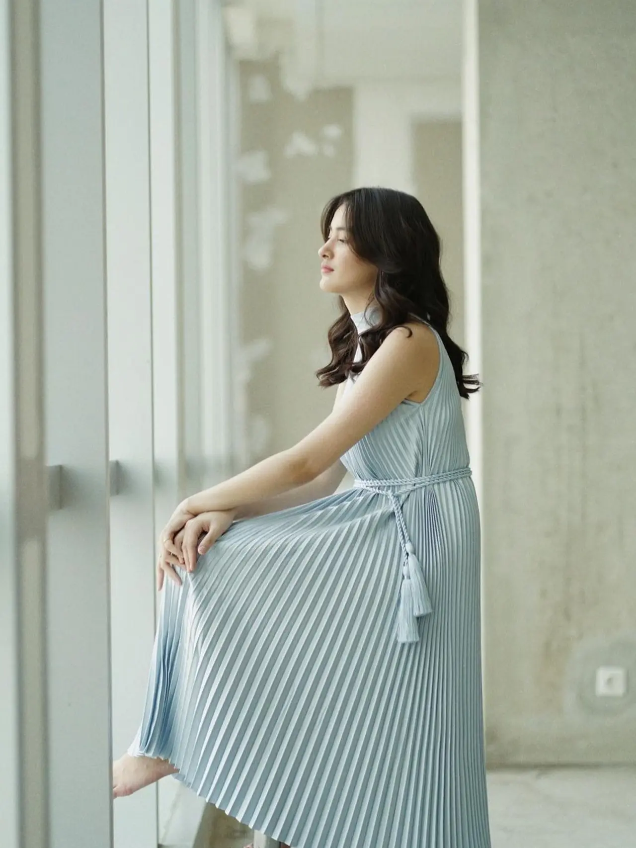 6 Inspirasi OOTD Tampil Manis ala Mawar Eva, Ada Pilihan gaya untuk ...