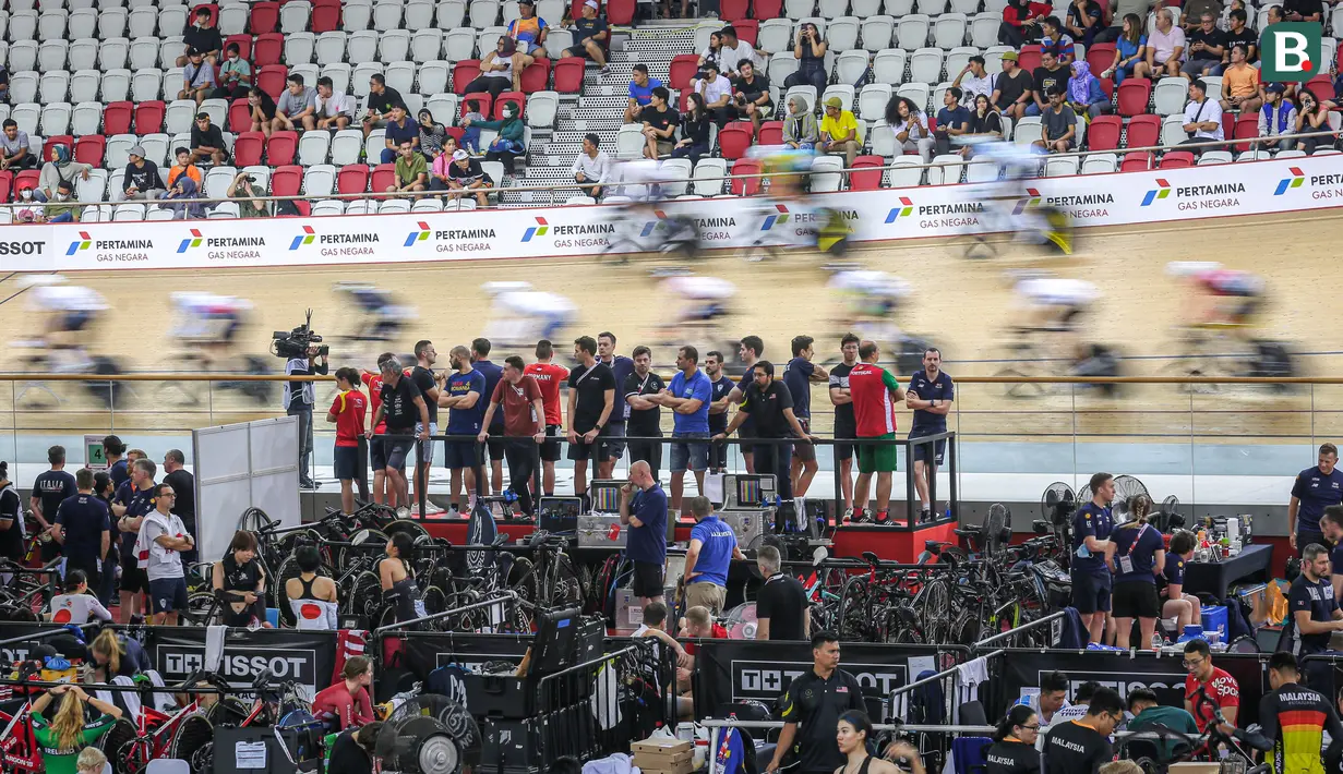 Foto: Drama Jatuh Bangun di Hari Ketiga UCI Track Nations Cup 2023 ...