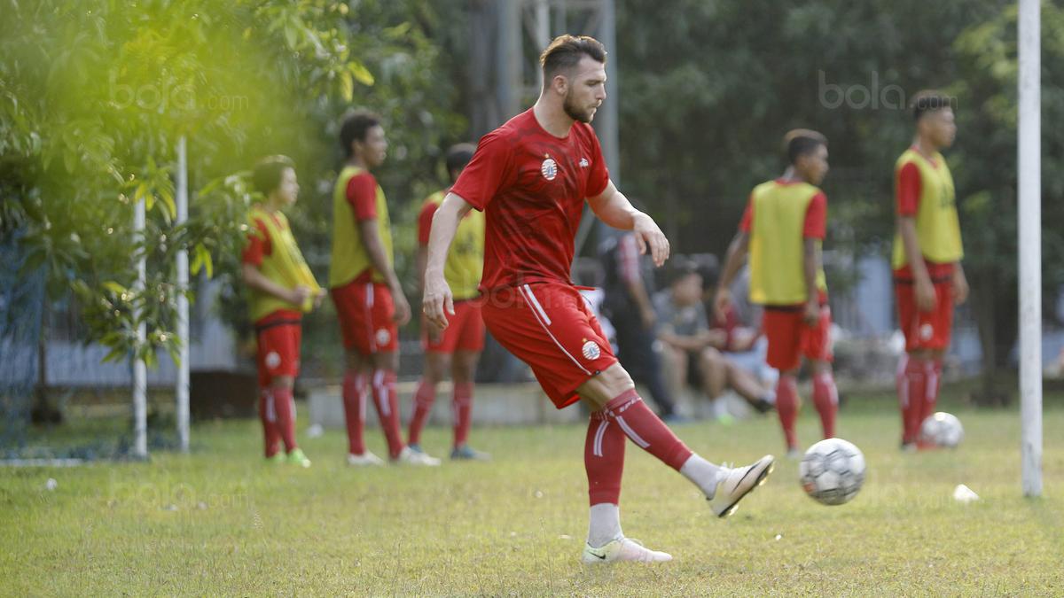 Ivan Kolev Siapkan Skema Persija Tanpa Marko Simic