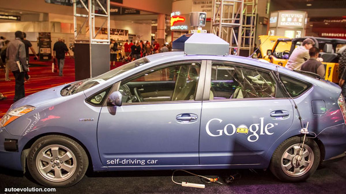 Google-Tesla Sudah Diskusikan "Mobil Tanpa Sopir" Secara Teknis