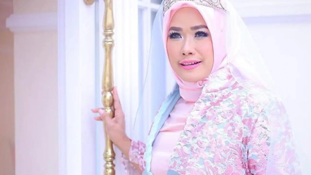 Bersama Penyanyi Lucky Resha, KAYO Angkat Tema Tenun NTT di Indonesia ...