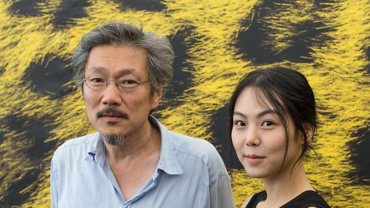 Kim Min Hee dan Hong Sang Soo Dikabarkan Putus - Entertainment Fimela.com