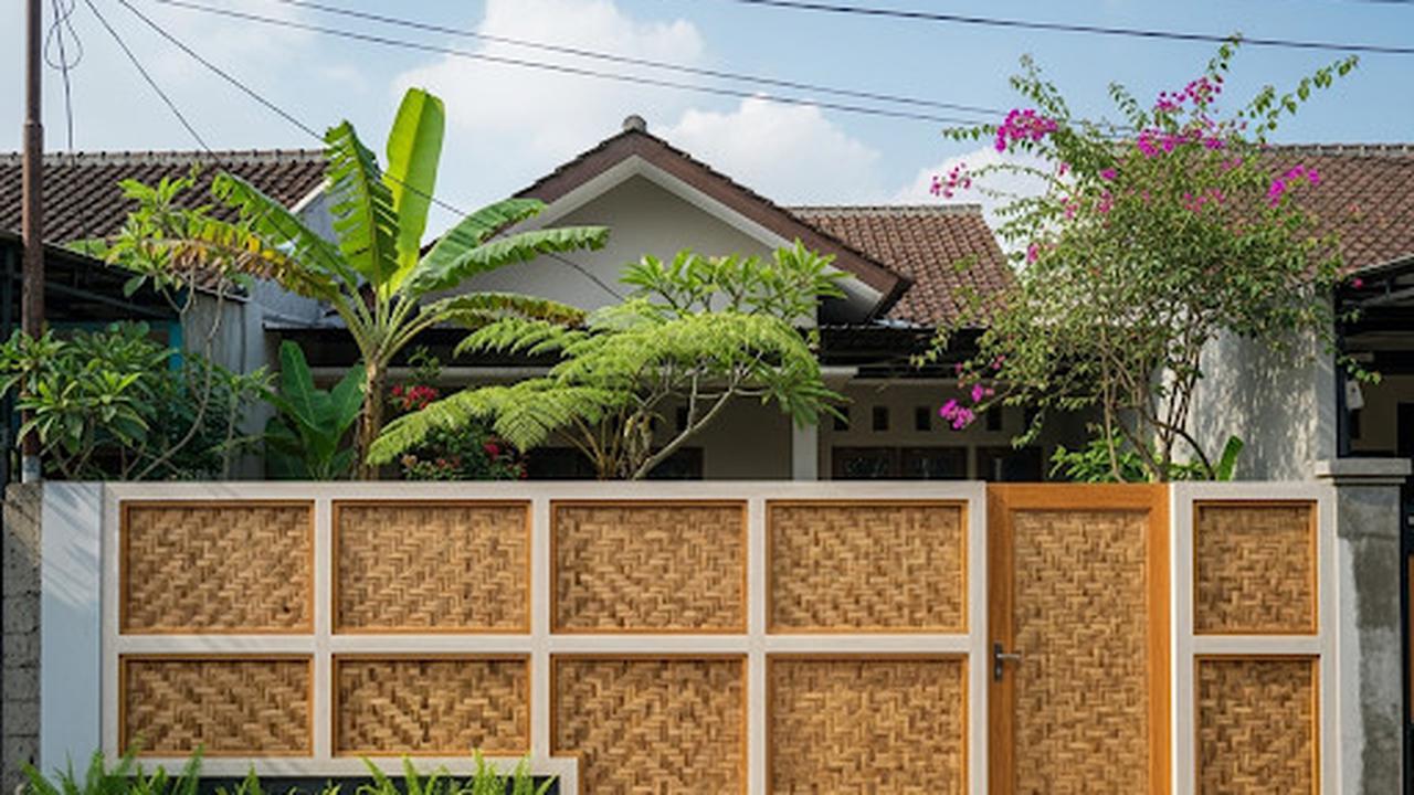Inspirasi 10 Pagar Bambu Minimalis Rumah Sederhana yang Estetik, Hemat ...