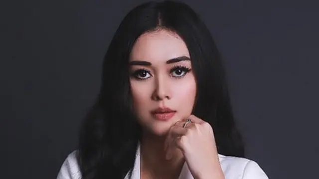 Heboh Video Mesum Mirip Aura Kasih, Ini Analisis Pakar IT - ShowBiz Liputan6.com