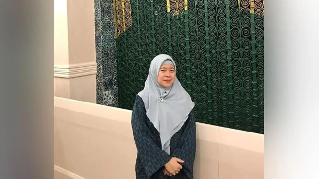6 Potret Puan Maharani saat Tampil Berhijab, Panen Pujian - Hot ...