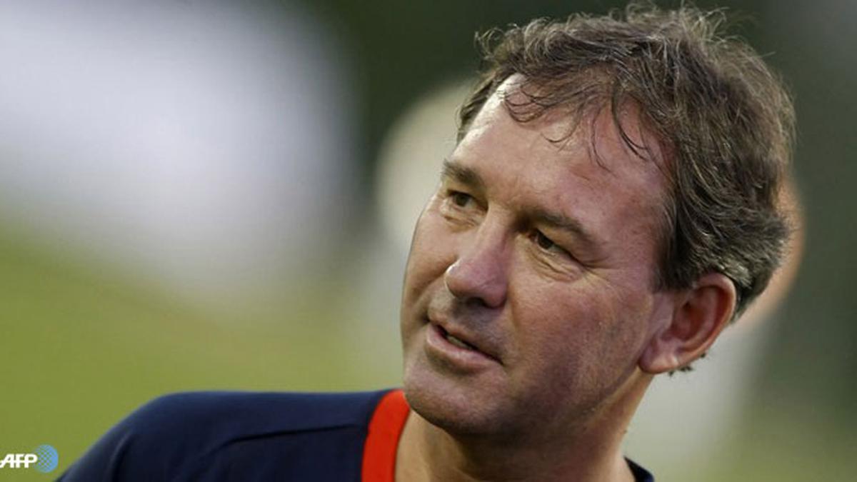 Bryan Robson Jelaskan Kenapa Ia Suka Fabregas - Bola Liputan6.com