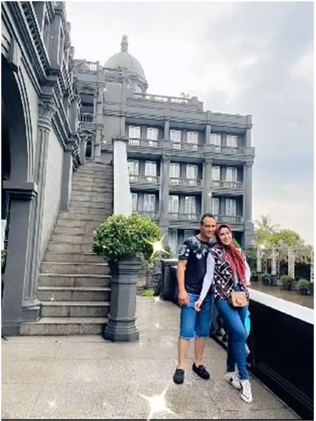 Dikenal Pasangan Bucin, Ini 6 Potret Kenangan Mesra Venna Melinda dan Ferry Irawan - Hot ...