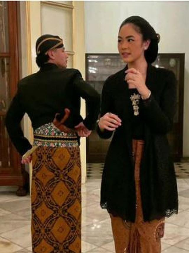 Dikabarkan Dekat, Ini 6 Potret Kebersamaan Jefri Nichol dan Cicit Mohammad Yamin - Hot Liputan6.com