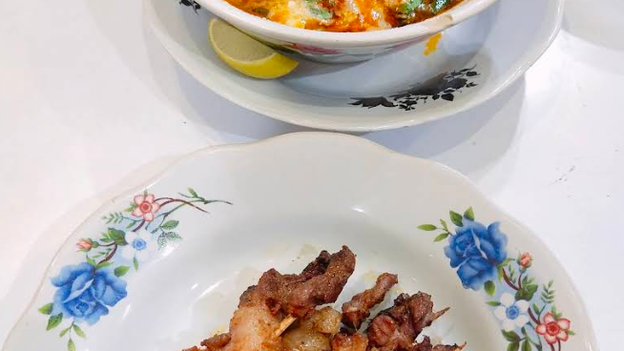 12 Kuliner Malam Bandung yang Enak dan Cocok untuk Puaskan Rasa Lapar