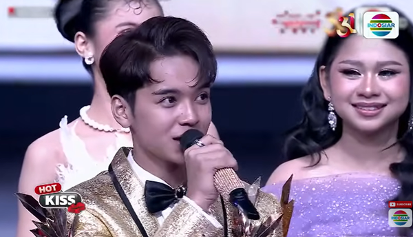 6 Fakta Film Keluarga Super Irit Karya Danial Rifki: Adu Akting Dwi ...