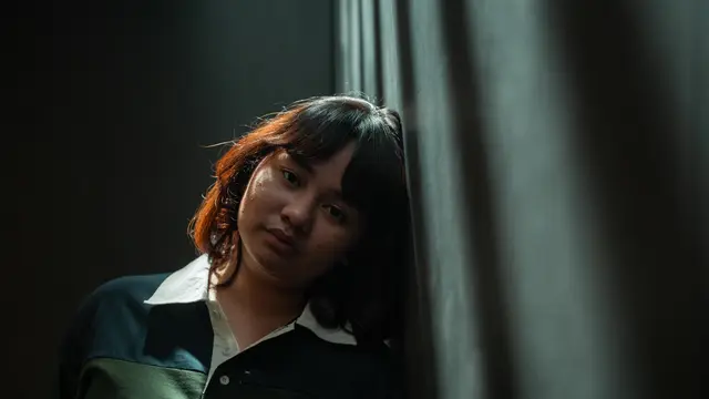 5 Karakter Penting Film A Normal Woman, Marissa Anita Jadi Istri Dion ...