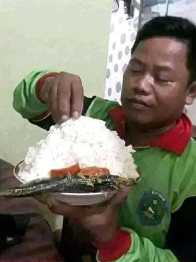 6 Potret Makanan Porsi Kuli ala Warganet Ini Bikin Geleng Kepala - Hot ...