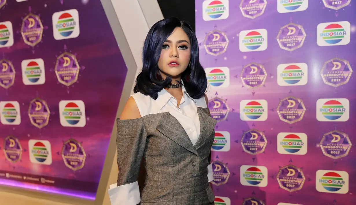 Jenita Janet Siap Tampil Tertutup Saat Duet dengan Rhoma Irama - Photo Fimela.com