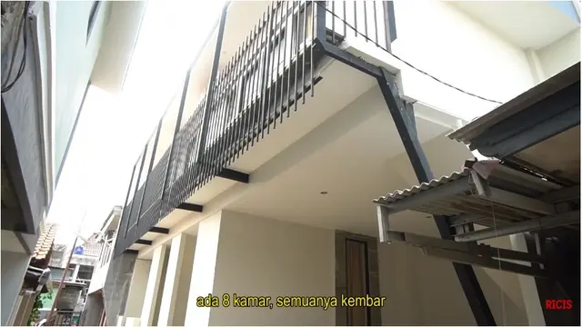 6 Potret Kos-kosan Ria Ricis yang Akan Dijual, Tambahan Modal Buat ...