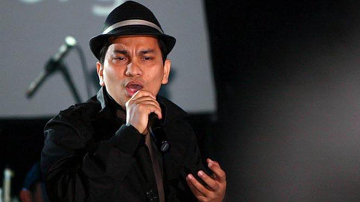 Tompi Ogah Ikut Fashion Show: Berasa Sandal Jepit - ShowBiz Liputan6.com