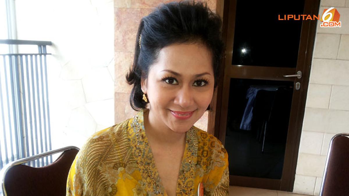 Ini Dia Rahasia Cantik Ayu Diah Pasha Meski Usia Sudah 50-an! - Health ...