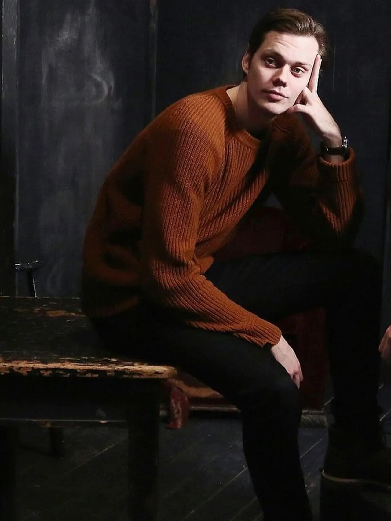 Jadi Sosok Badut Menyeramkan di Film IT, Ini 6 Potret Bill Skarsgard ...