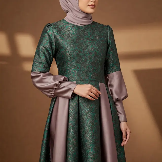 9 Model Gamis Brokat Kombinasi Satin Terbaru 2025 yang Elegan - Hot ...