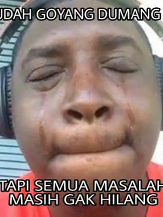 7 Meme Orang Lelah dengan Keadaan Ini Turut Bikin Sedih - Hot Liputan6.com