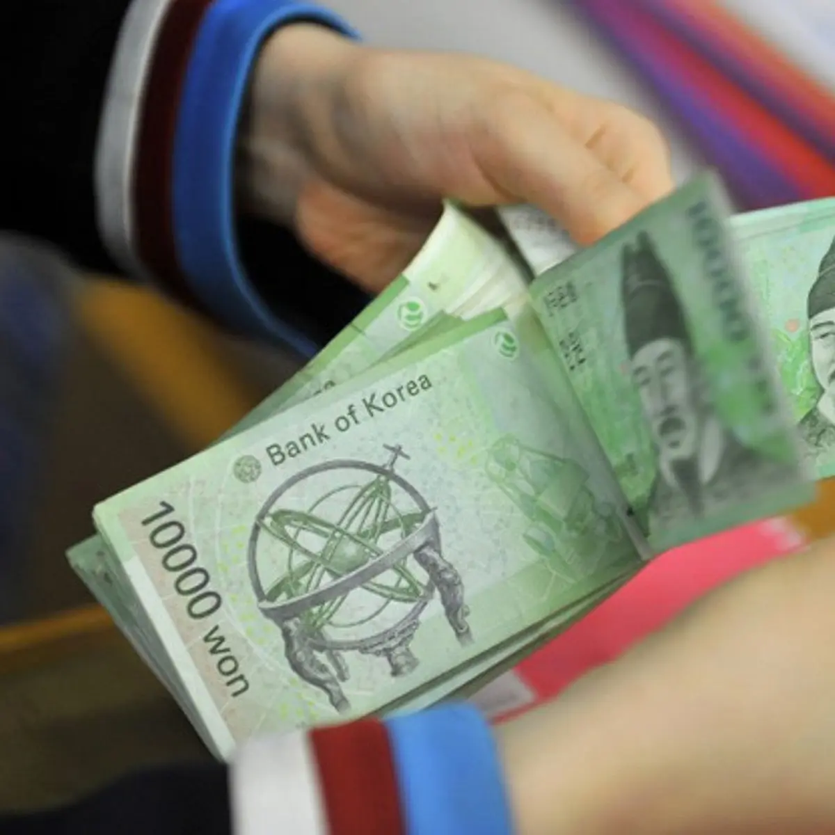 Nilai Tukar Won Korea Selatan Ke Rupiah Konversi KRW IDR 50 OFF