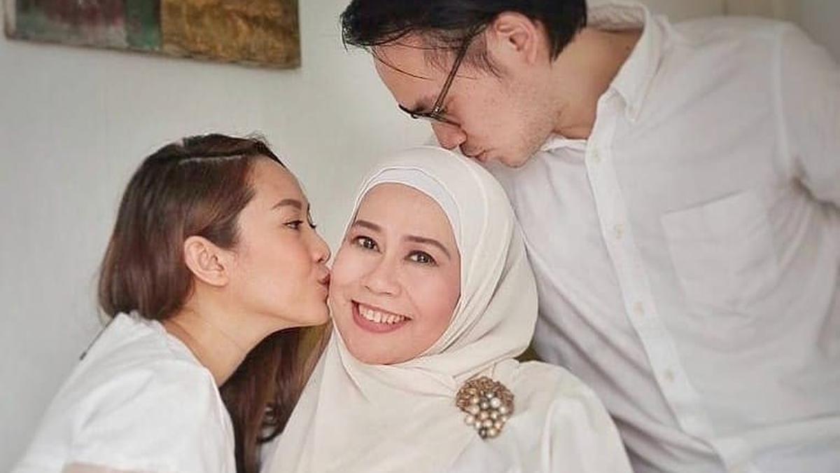 Dewi Yul Tunjukkan Kedekatan dengan Merdianti Octavia, Rahasia Hubungan Harmonis Mertua dan ...