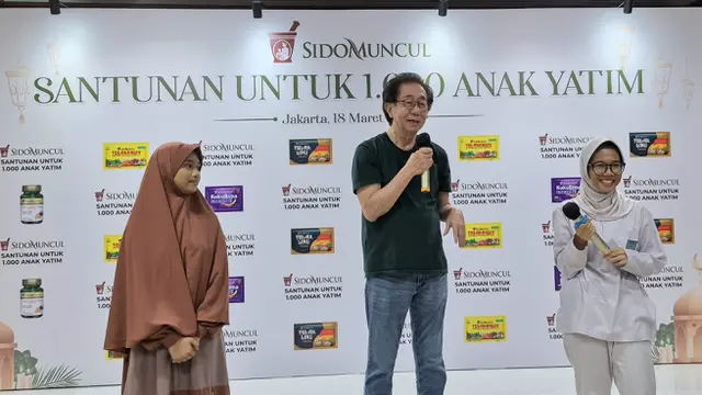 Ramadan Berbagi Kasih, Sido Muncul Salurkan Rp 200 Juta untuk 1.000 Anak Yatim di Jakarta - News ...