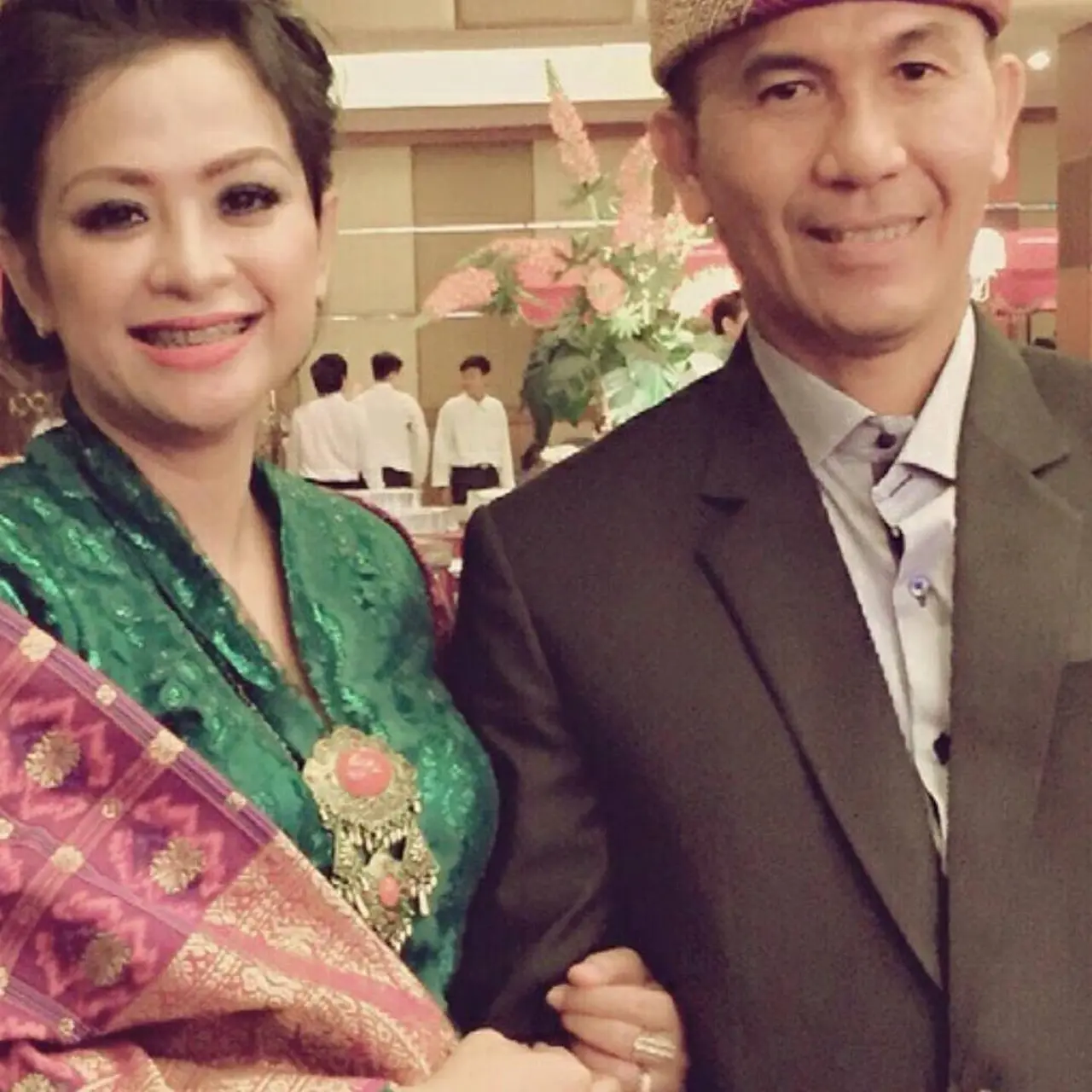 Jadi Istri Perwira Polri, Ini 7 Potret Lawas Ira Riswana saat di Dunia ...