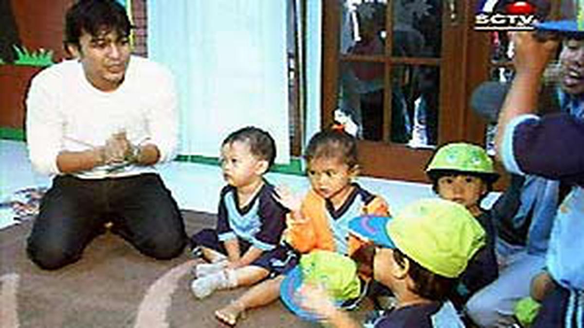 David Chalik Jadi Guru TK - ShowBiz Liputan6.com