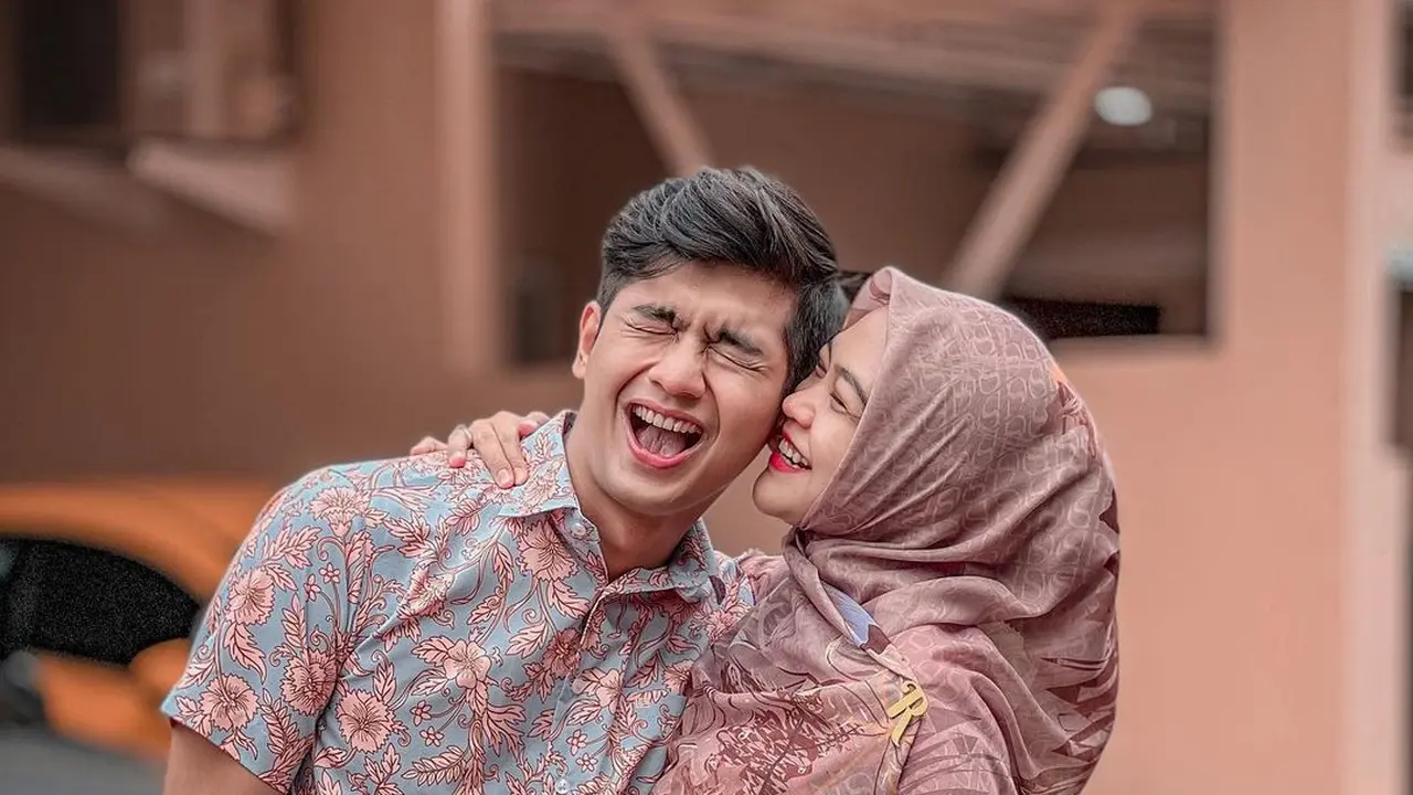 6 Fakta Ria Ricis Resmi Gugat Cerai Teuku Ryan, Tuntut Hak Asuh Anak ...
