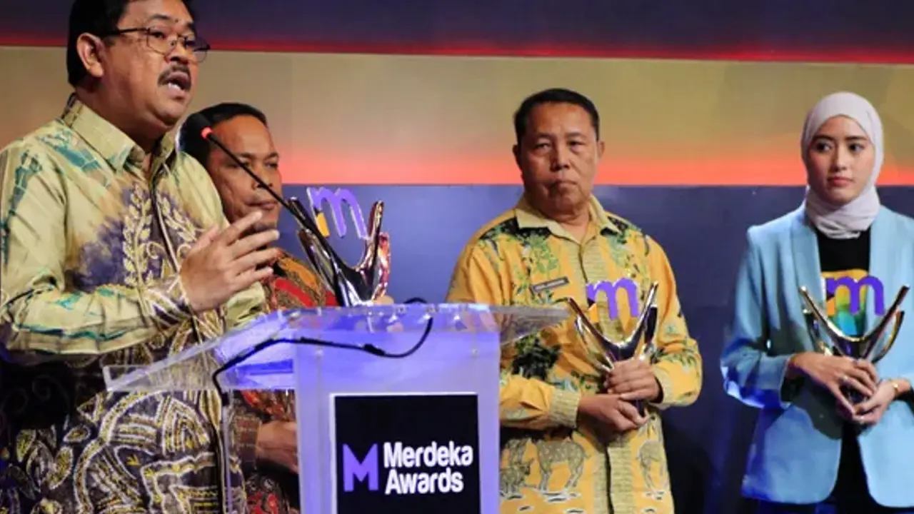 Berhasil Kembangkan Digitalisasi, Pemprov Kalsel Terima Penghargaan ...