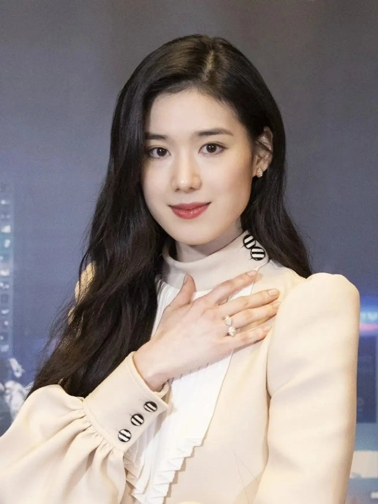 Adu Akting dengan Suzy di Drama Anna, Intip Beberapa Fakta Menarik Jung ...