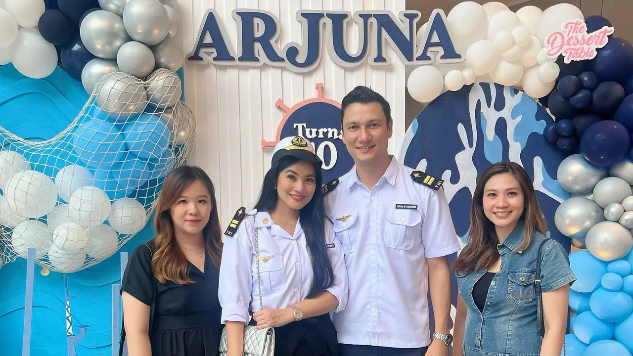 7 Potret Ulang Tahun Arjuna, Putra Titi Kamal dan Christian Sugiono dengan Tema Pelaut - Hot ...