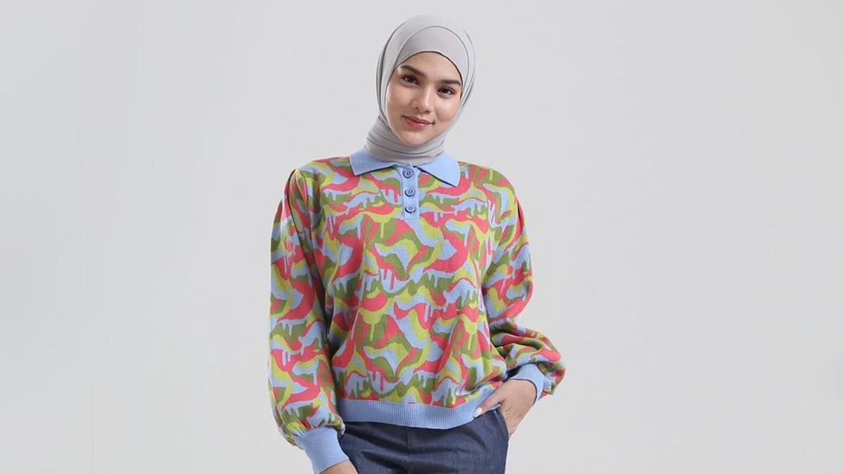 Potret Davina Karamoy Tampil Berhijab, Tetap Stylish - Foto Liputan6.com