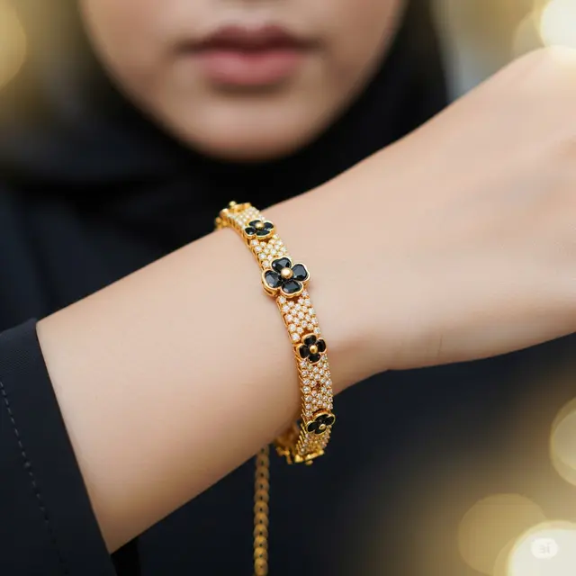 9 Rekomendasi Gelang Emas Model Bunga Hitam Terbaru 2025, Elegan dan ...
