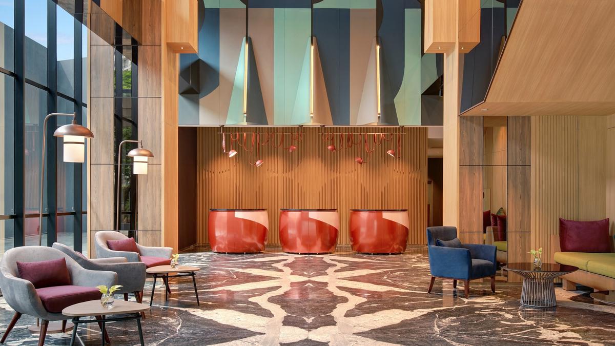 Perjalanan Seutas Benang Jadi Kain Menginspirasi Desain Interior Hotel ...