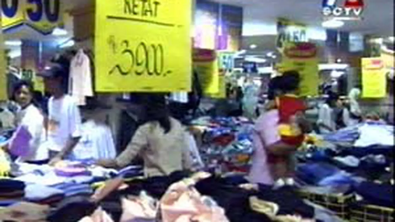 Pesta Diskon Menjelang Hari Raya - News Liputan6.com