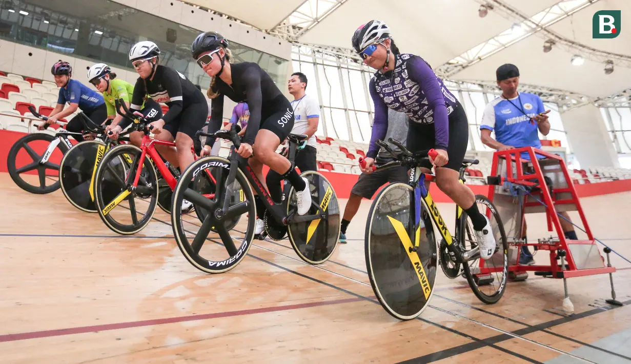 Foto: Berpacu dengan Waktu, Tim Balap Sepeda Indonesia Matangkan ...