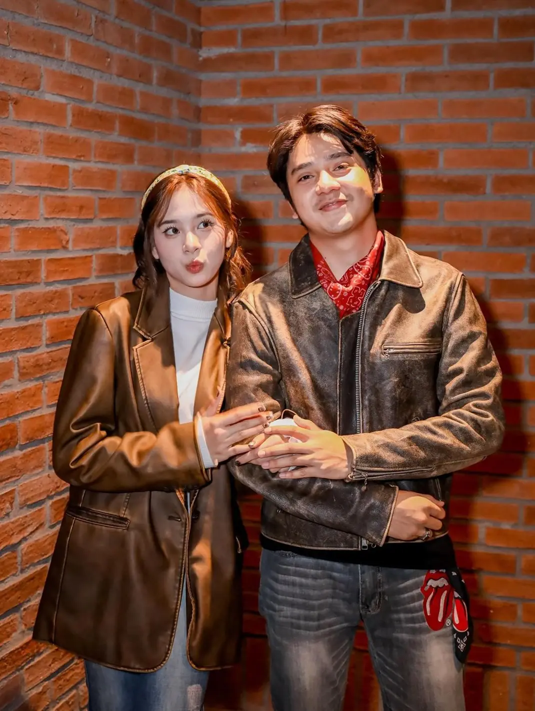 Potret Zee JKT48 dan Arbani Yasiz, Kompak untuk Film Ancika 1995 - Foto Liputan6.com