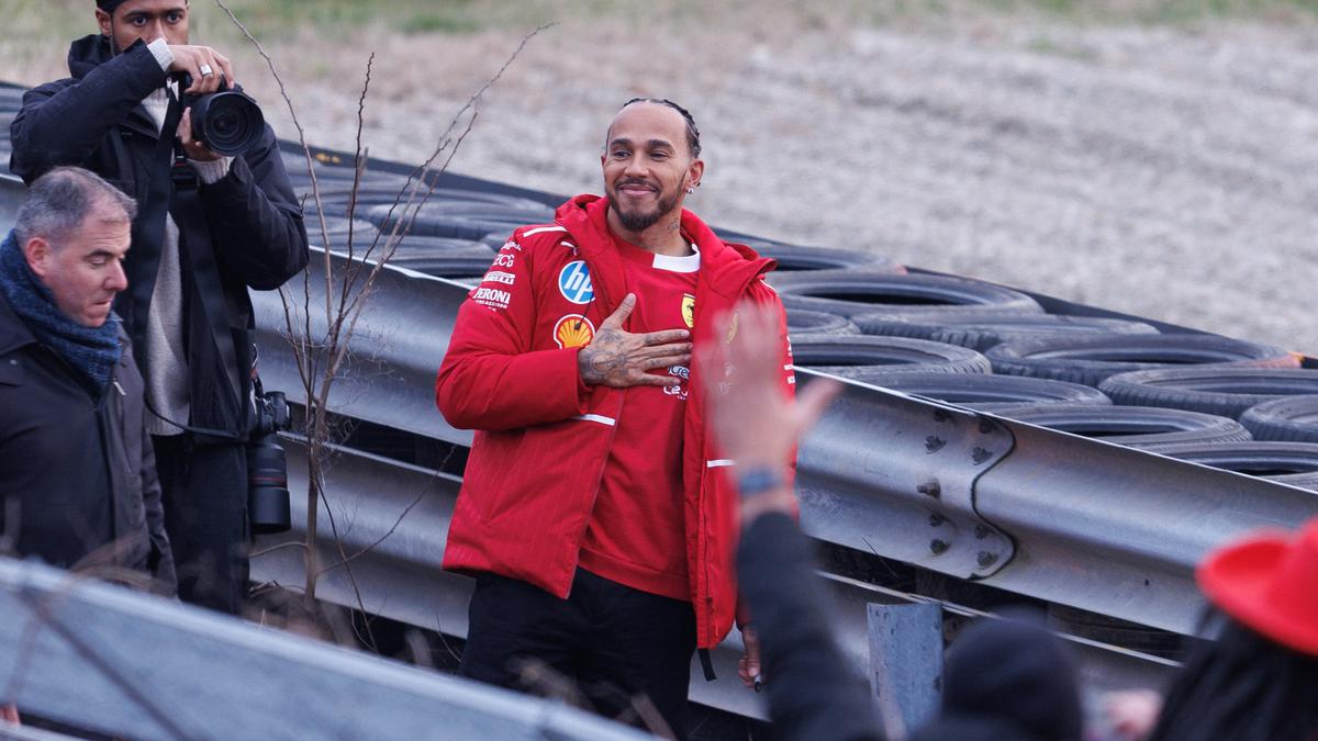 Lewis Hamilton Percaya Bisa Jadi Juara Dunia Bareng Scuderia Ferrari ...