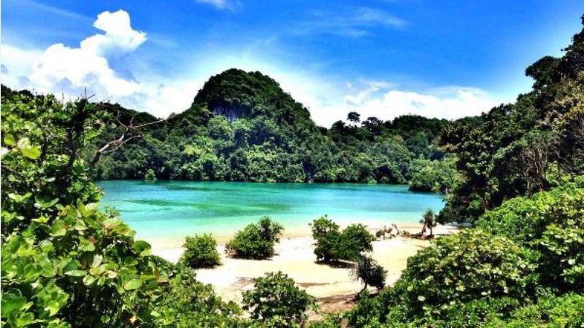 Pulau Sempu, Surga Tak Berpenghuni di Malang - Lifestyle Fimela.com