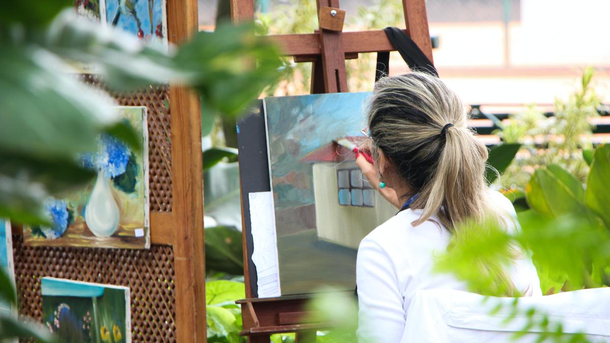 Contoh-Contoh Seni Rupa Murni beserta Penjelasannya