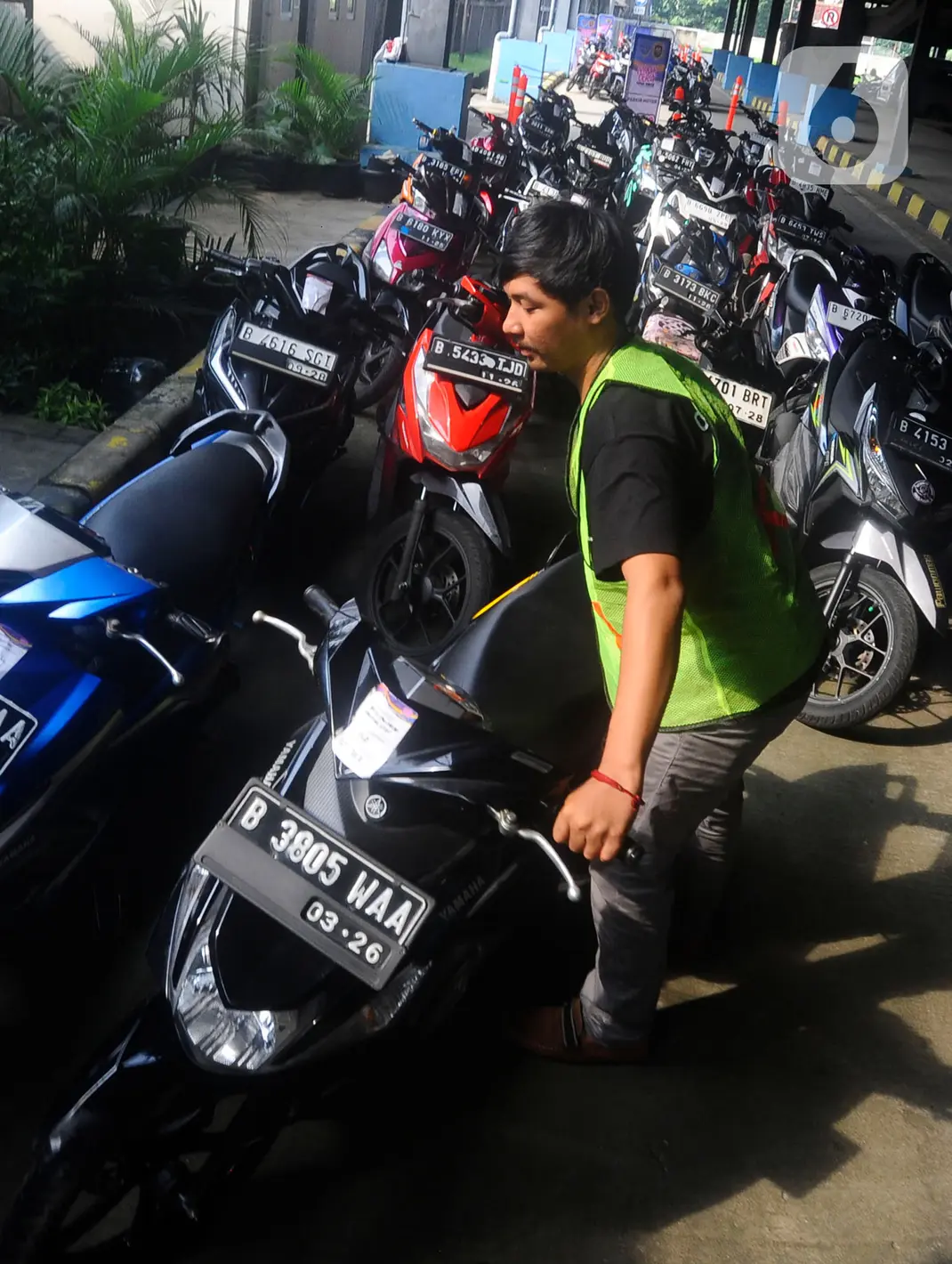 Antusiasme Warga Ikut Program Mudik Motor Gratis Lebaran 2024 - Foto ...