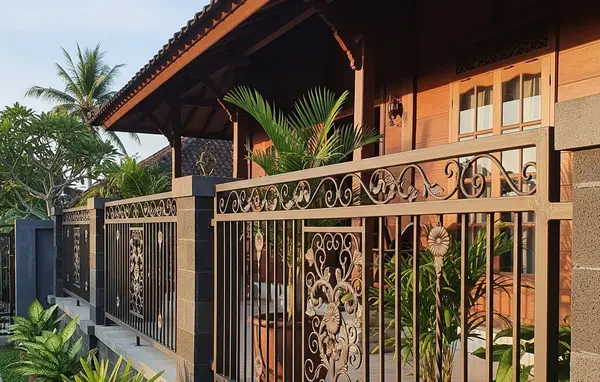 Makna di Balik Gonta Ganti Logo Parpol, PDIP dan PSI Serupa Tapi Tak ...